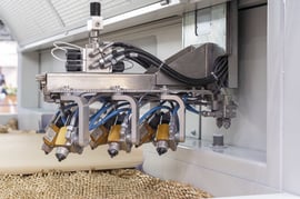 Two Arms Automatic Oscillating Spray Machine | Cefla Finishing