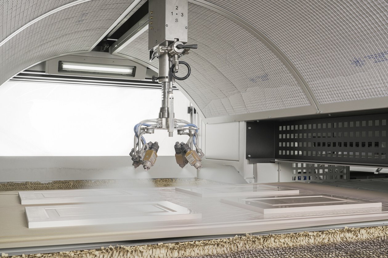 Prima Evo one or two-arm oscillating spray coater | Cefla Finishing